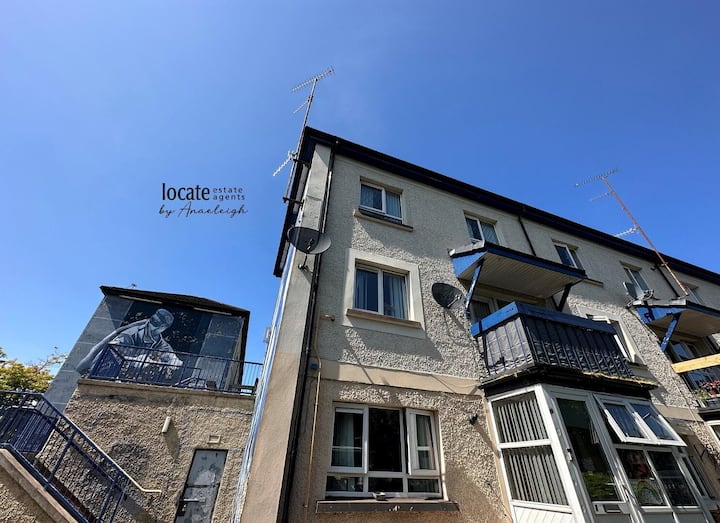 Walk To The City Center! - Derry