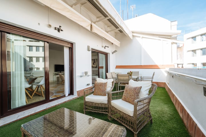 Exclusivo Dúplex-ático Junto A La Plaza Nueva - Sevilla