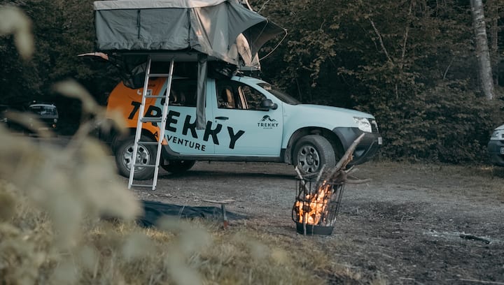 Trekky | 4x4 Avec Tente De Toit - La Louvière