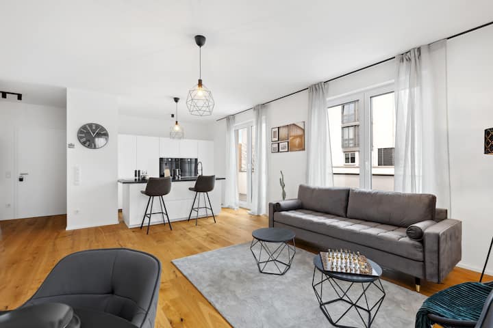 Peakview: Penthouse | Zentrum | Netflix | - Limburg an der Lahn