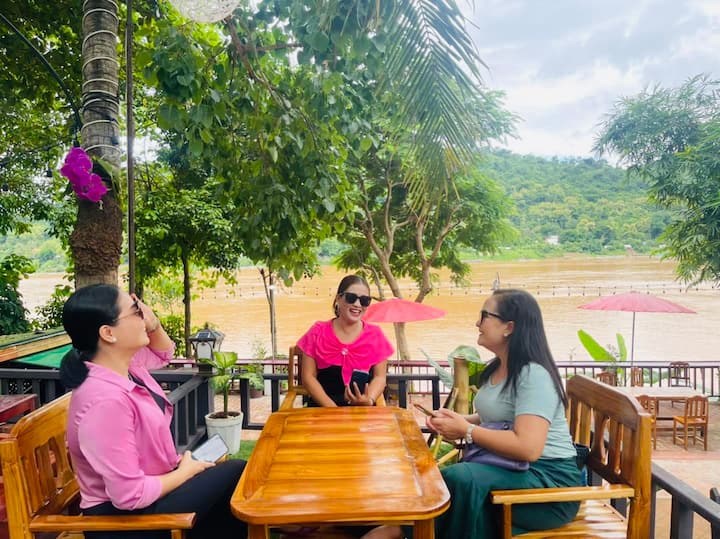 Standard Triple Room 1 At Anisa Mekong Riverside - Luang Prabang
