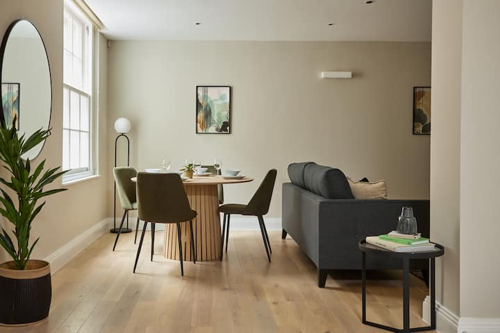 Stylish 2-bed Flat Near The West End - Londres