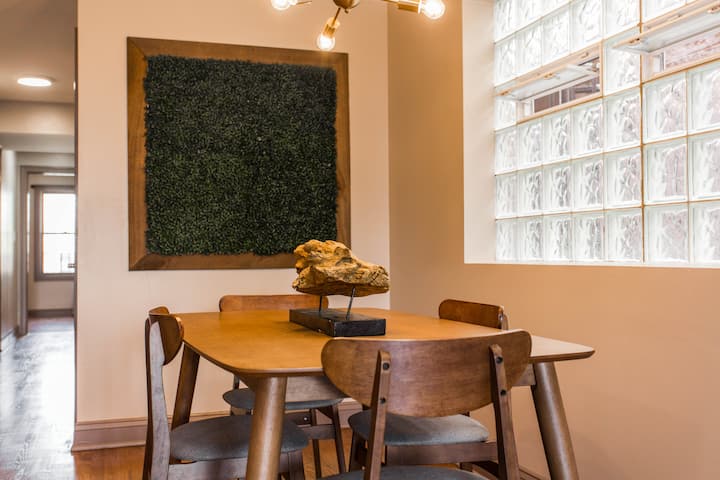 Dubois Guest House Room 302 - 