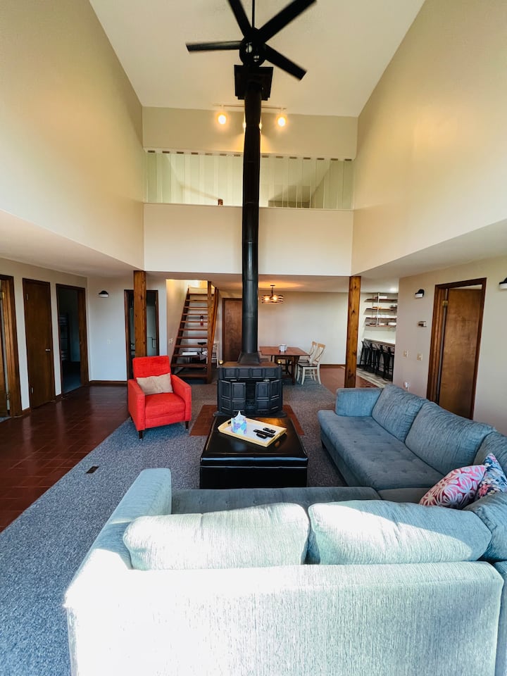 Galena Territory House In The Hill. - 벨레뷰