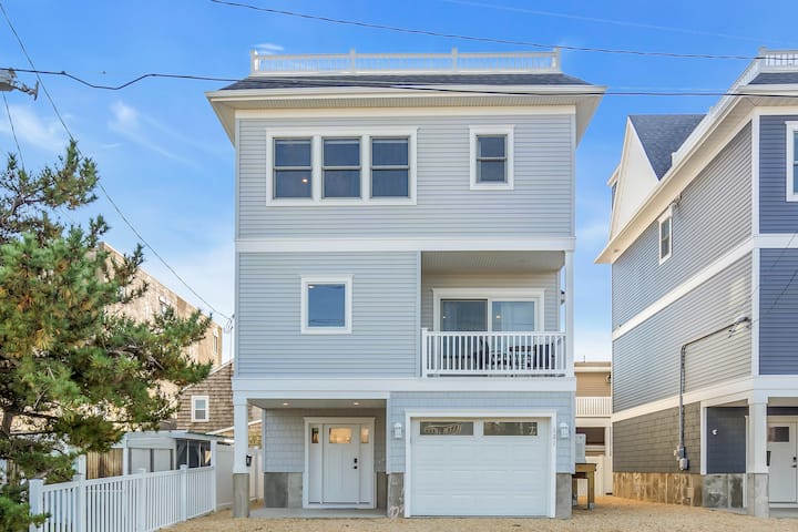 Luxury Beach House In Seaside! Now Available! - Toms River, NJ
