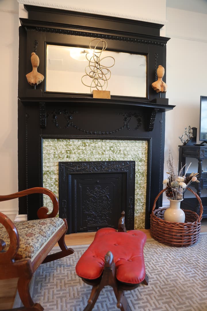 Historic 2 Bedroom In Crown Heights -Short Term - Brooklyn, NY