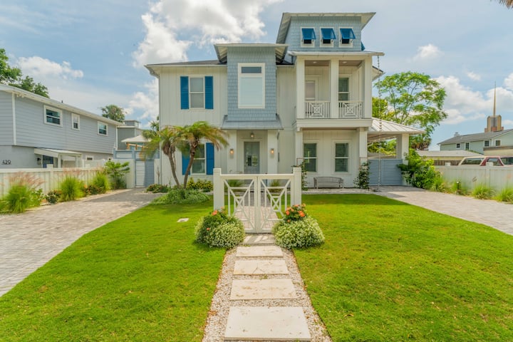 Luxury Living At The Blue Pearl - Neptune Beach, FL