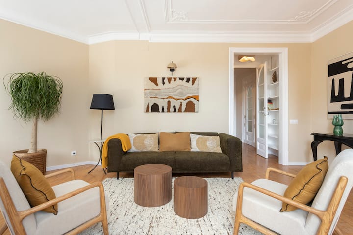 New Passeig Sant Joan Apartment - Barcelona