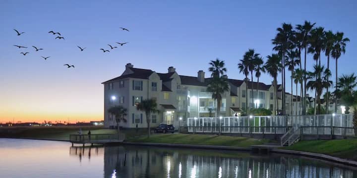 Beach Club Condo At Padre Island, Whitecap Beach - Corpus Christi, TX