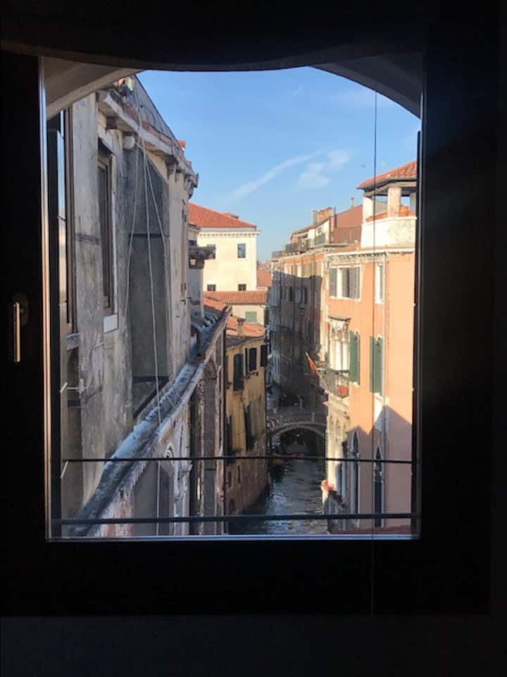 Tea House 027042-loc-02816 - Lido