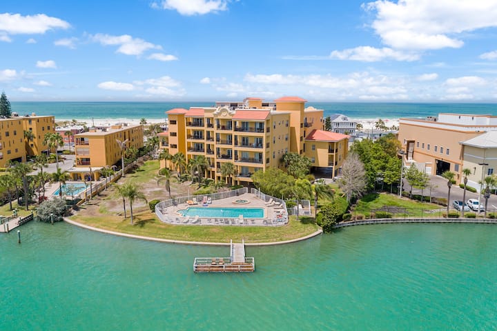 Ocean View Oasis On The Gulf! - Treasure Island, FL