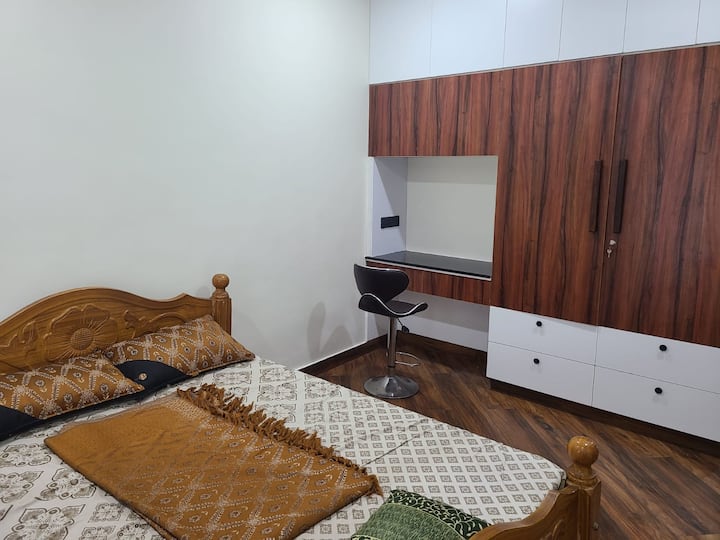 It Is 1 Bhk House In The Ff - Madurai