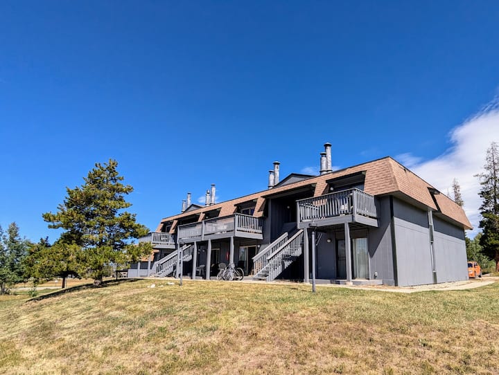 Mountain Adventure Condo In Fraser! - Fraser, CO