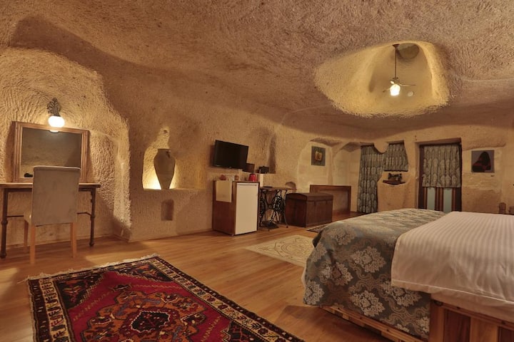 Large Cave Room - Turkey
