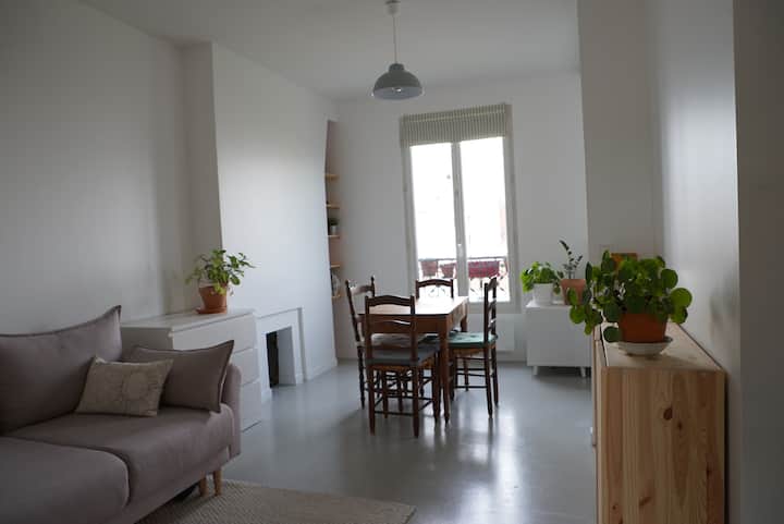 Bel Appartement à Proximité De La Villette - Pantin