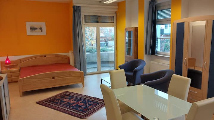 1-zimmer-wohnung Mit Balkon. - Graz