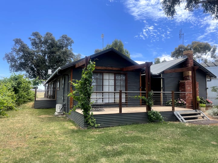 Lochrae Homestead - Shearer's Quarters - Murchison