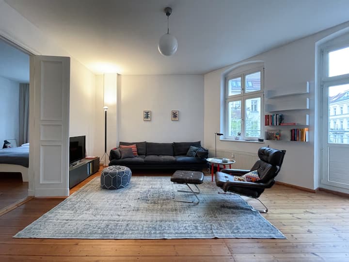 Altbauwohnung In Prenzlauer Berg - Berlin