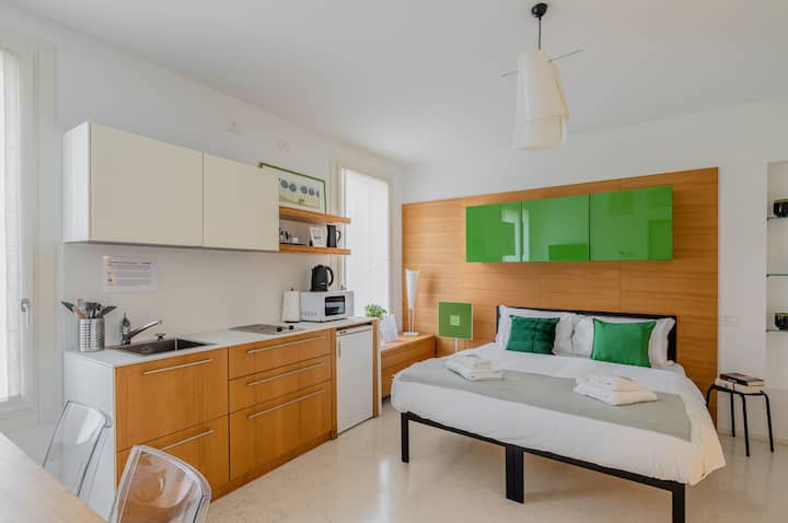 Hospital Giustinianeo & University - Cozy Studio! - Padua