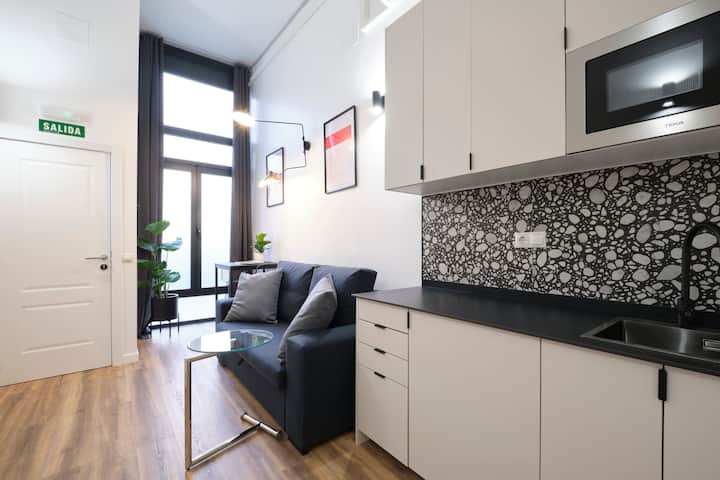 Madrid City Oasis: Chic Style, Wifi, Ac, Smarttv A - Madryt