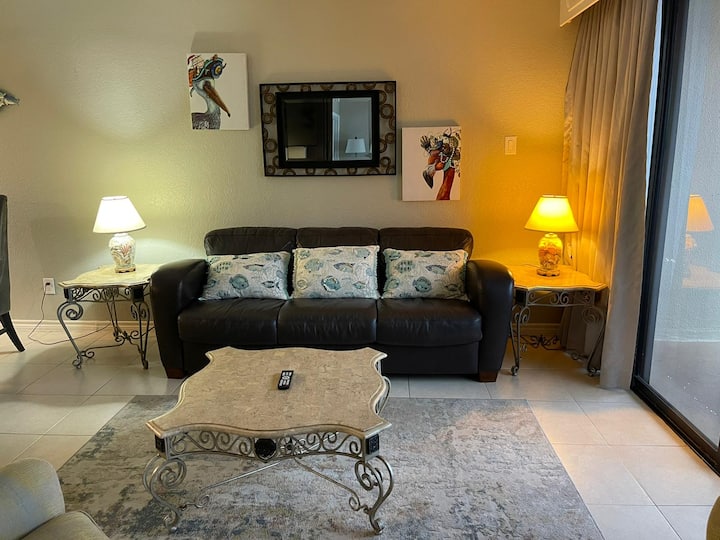 2 Bedroom 2 Bathroom Condo #406 - South Padre Island