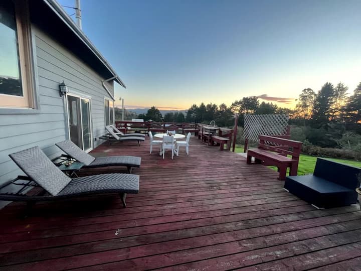 Valley View Farm House - Eureka, CA