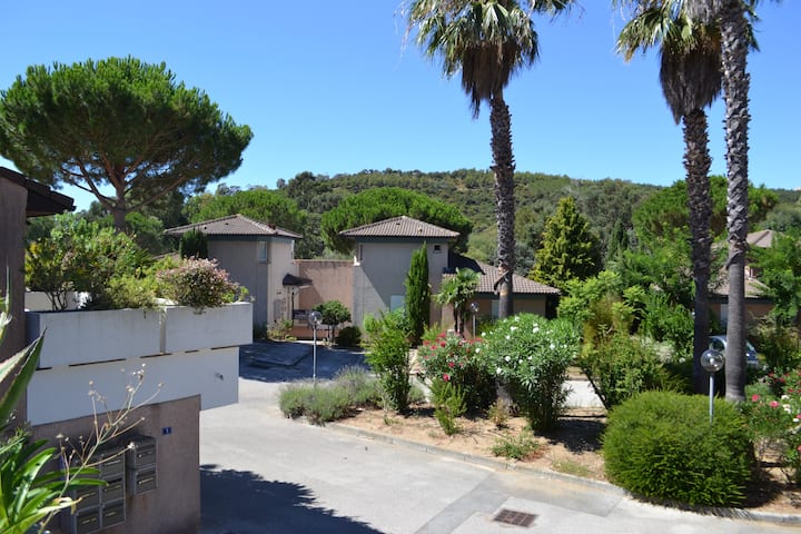 Appartement T2 à Cavalière  Commune Du  Lavandou. - Bormes-les-Mimosas