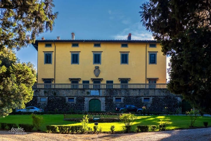 Historic Villa Pandolfini With Ballroom - Prato