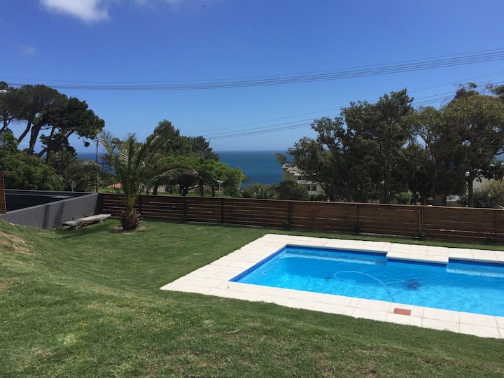 Ottawapalms Villa With Housekeeping - Cape Town