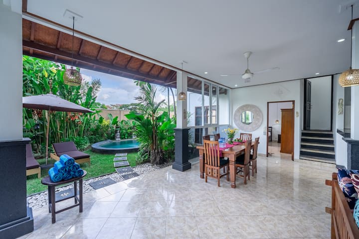Ruellia Bali Villa - Bali