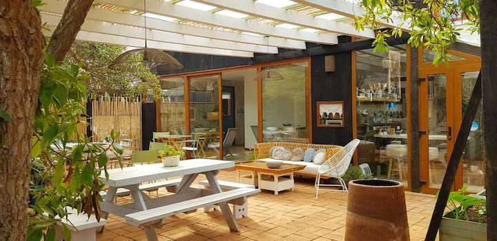 Suite Matrimonial Jardín + Cama Extra - Zapallar