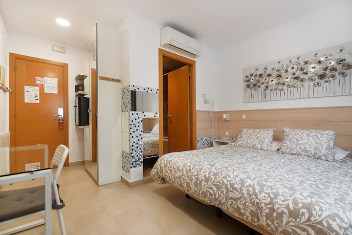 Doble Con 1 O 2 Camas - Barcelona