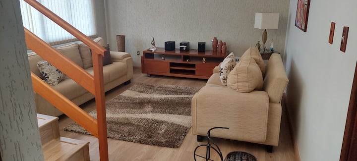 Casa/sobrado Em Araraquara-sp - Araraquara