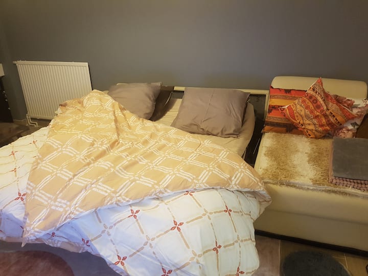 Chambre à La Défense Arena Uniquement Pour Femme - La Garenne-Colombes