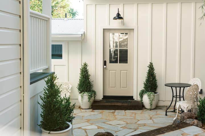 The Parsonage 1865 | Cottage Downtown - Grass Valley, CA