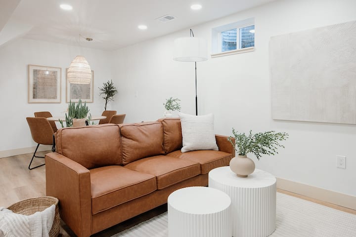 Modern 2br/1ba - No Cleaning Fee - Englewood, CO