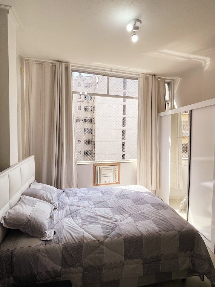 Apto Completo Na Praia De Copacabana - Rio de Janeiro