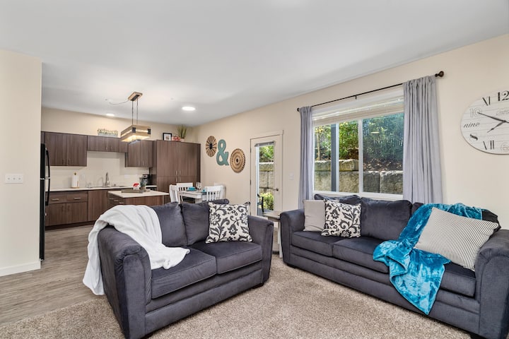 2bed|2bath Farmhouse Chic - Vancouver, WA