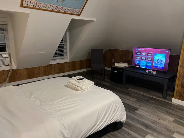 Stay With Jay - Mapa Suite With Private Bathroom - Cleveland, OH