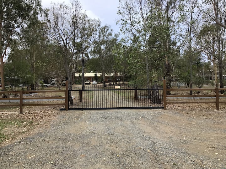 3 Acres Close To Town - The Caves