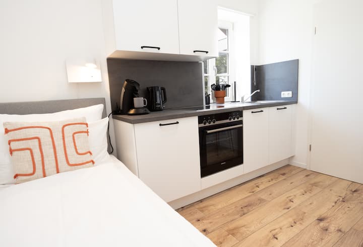 Zuse Studio Apartment Zentral Bad Küche Wlan Tv B8 - Bad Hersfeld