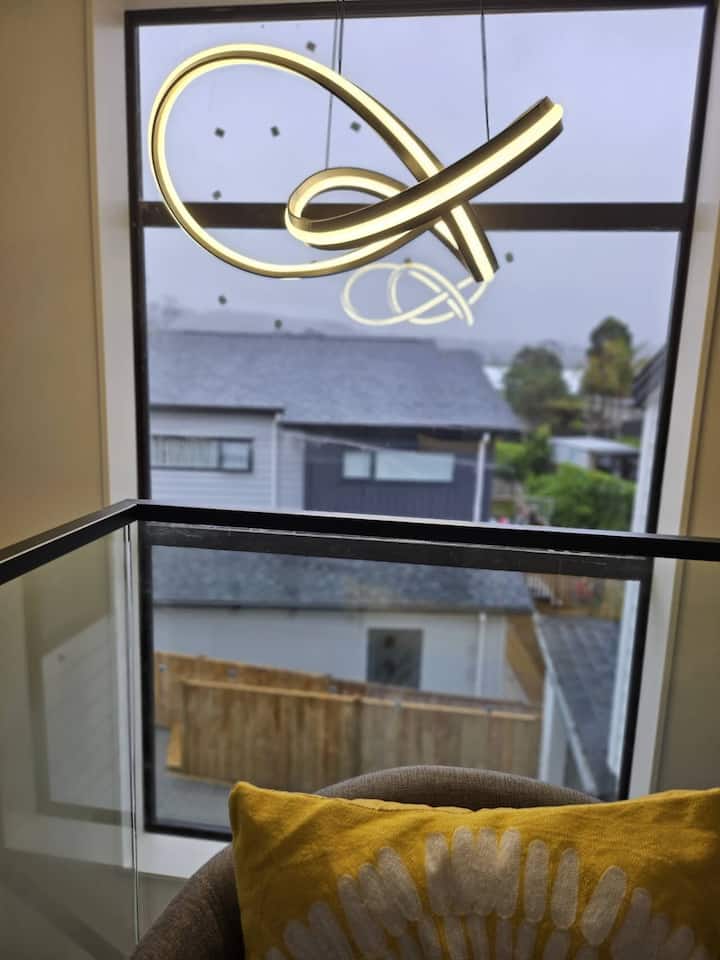 Big House With 4 Bathrooms In Titirangi, 3 Parking - Auckland