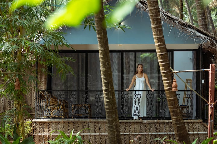Patnem Ac Cottage In Yoga Resort - Goa