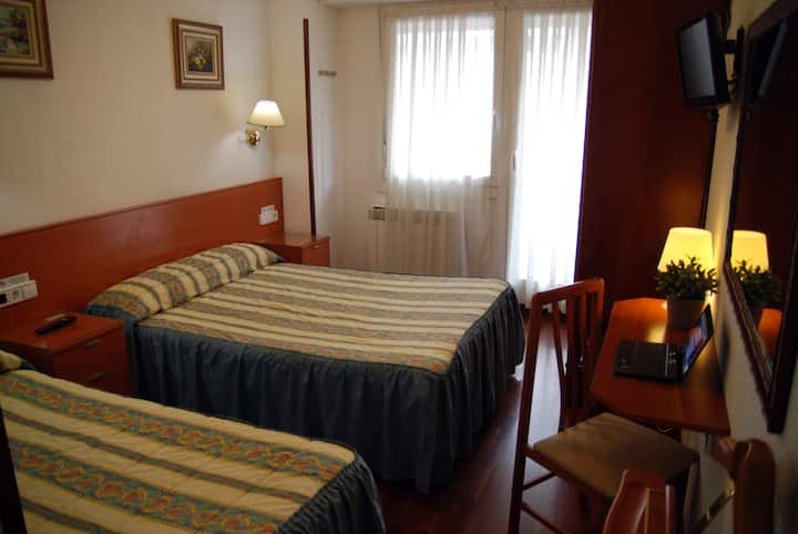 Habitación En Pleno Centro - Vitoria-Gasteiz
