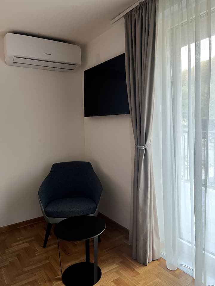Vila Simfonija - Studio Sonata - Trstenik