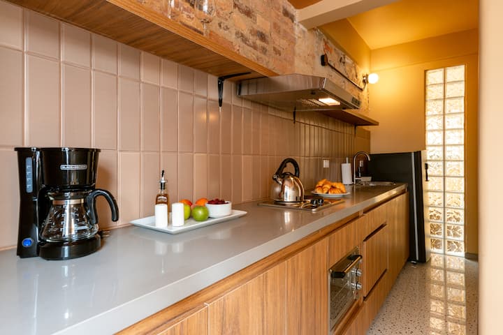 Boutique 2br Stay In The Heart Of Candelaria | Av2 - Bogota