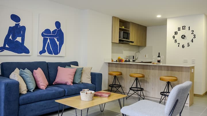 Modern Executive Stay | Medellín Financial Hub - Medellín, Colombia