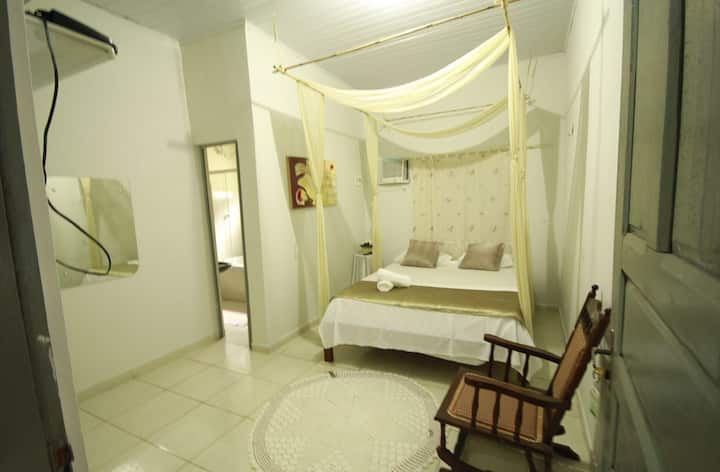 Pousada Carolina - Quarto 103 - Carolina