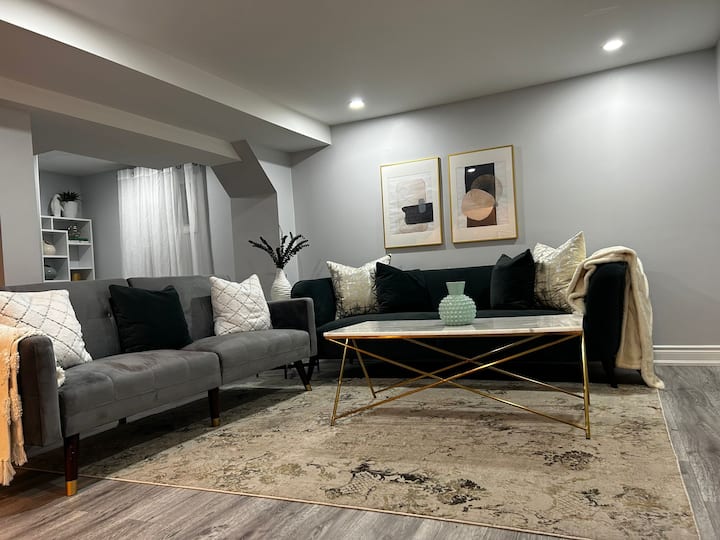 Oasis By The Lake - Clarington