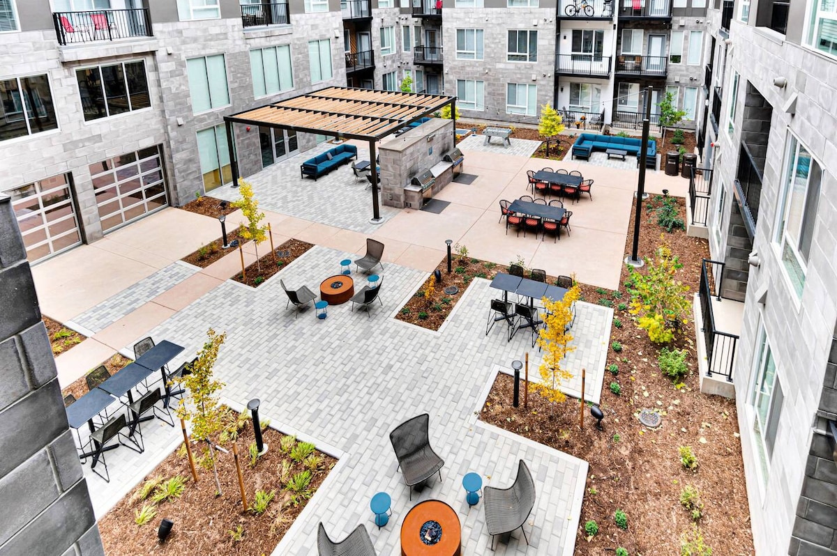 1B1B Lux! Steps from Top Hospitals - Apartments for Rent in Aurora ...